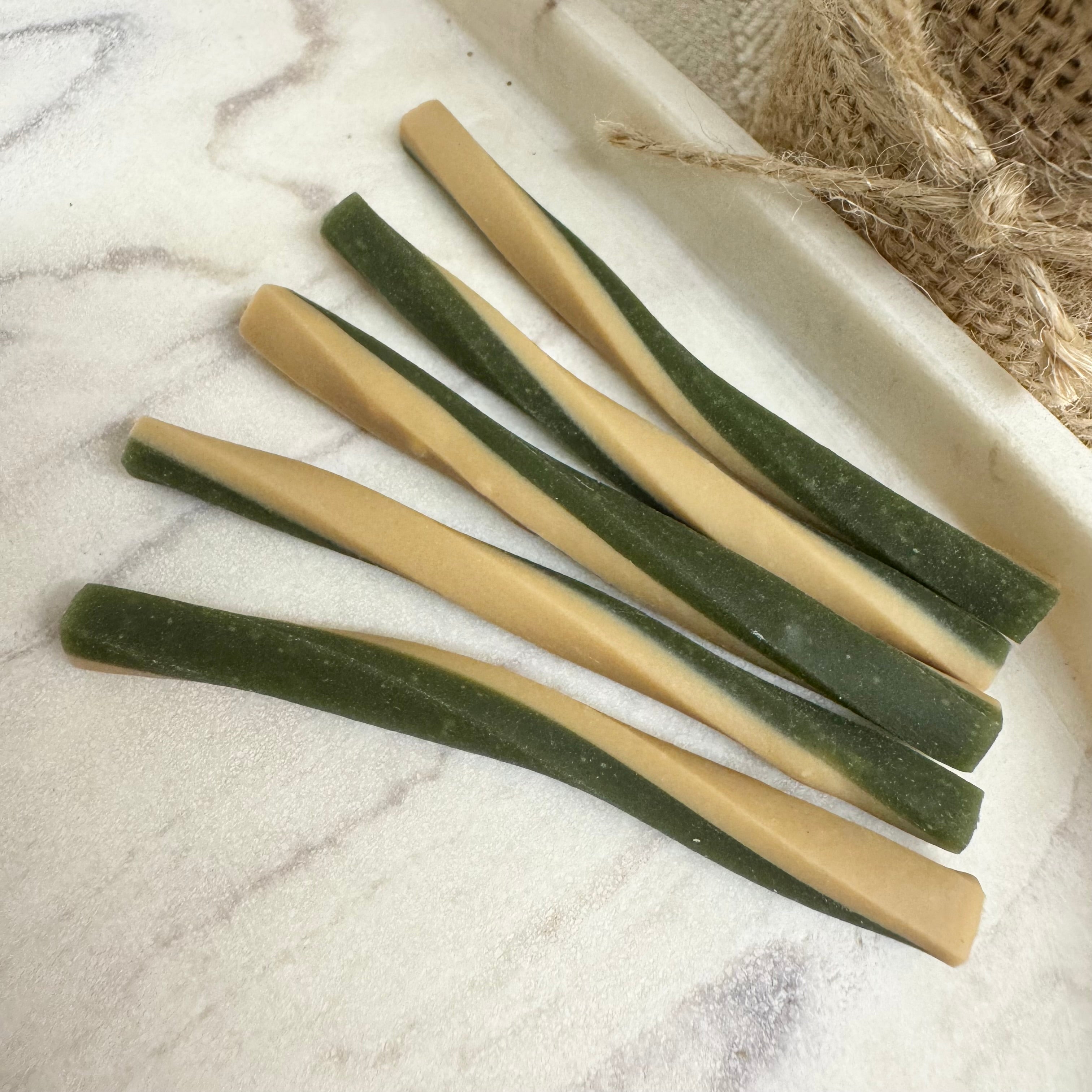 Apple Candy Sticks – Louie's Lab
